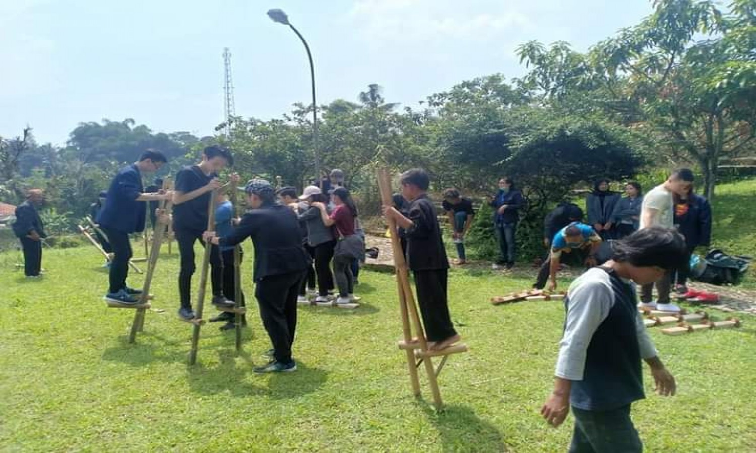 Mengenal Budaya Sunda di Desa Wisata Pasir Eurih
