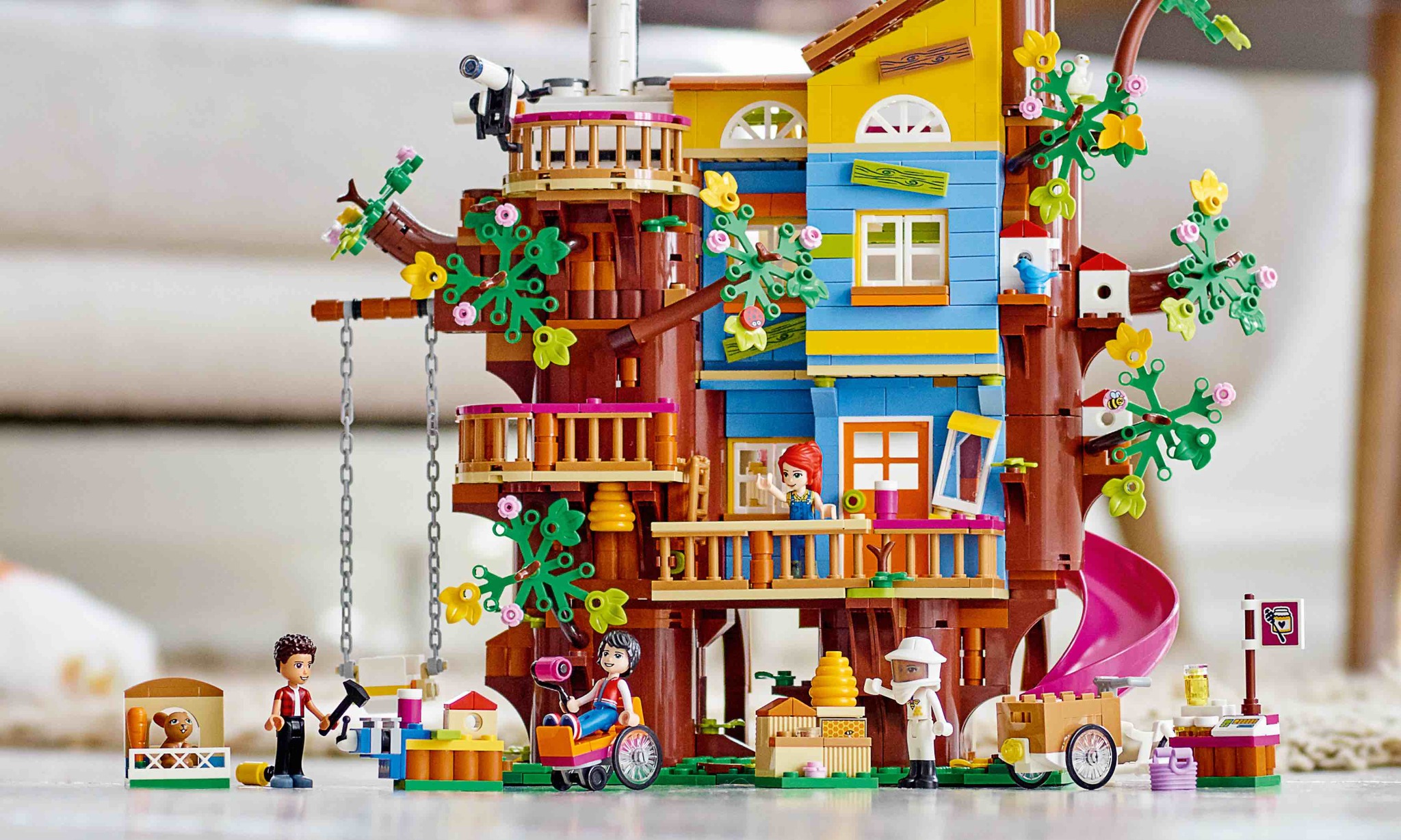 Rayakan Satu Dekade, LEGO Friends Rilis Set Spesial