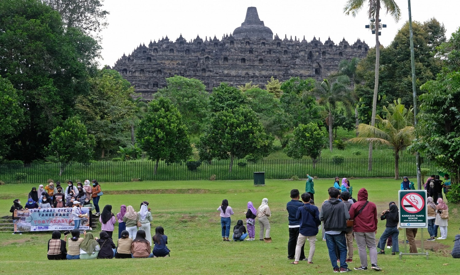 Membandingkan Harga Tiket Borobudur Dengan Warisan Dunia Lainnya