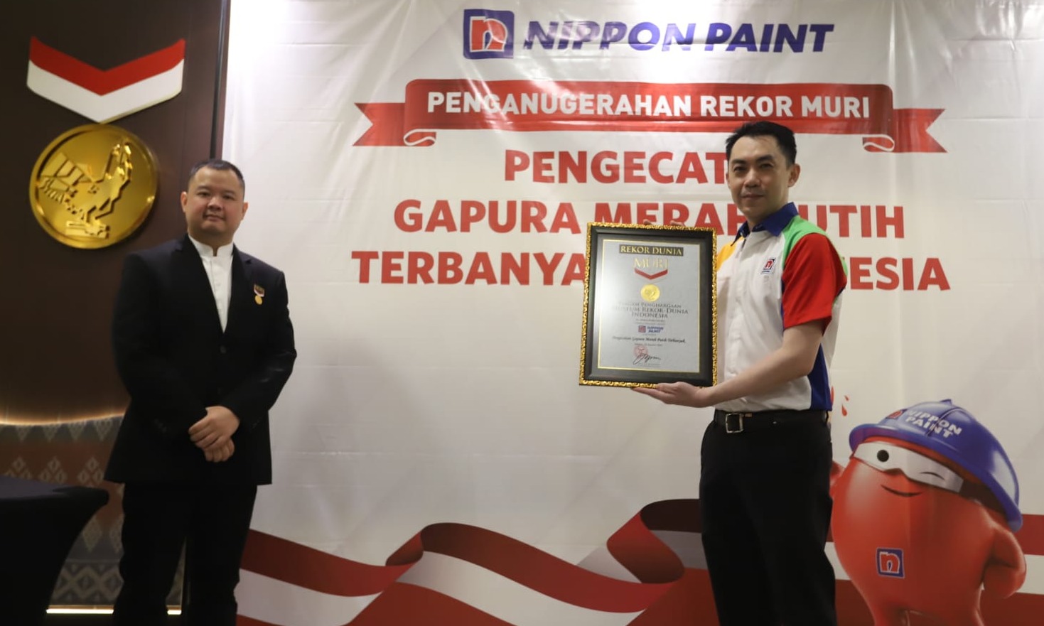 Garap 18.189 Gapura Merah Putih, Nippon Paint Cetak Rekor MURI