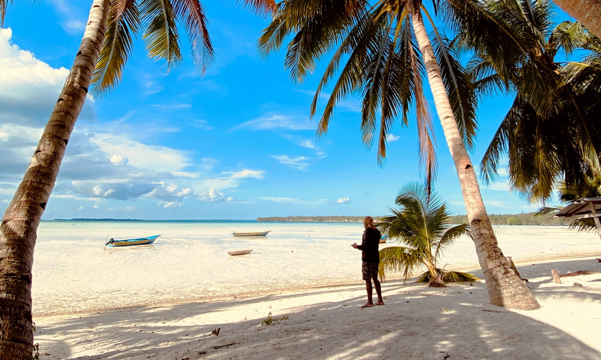 Indahnya Cermin Pantai Met Bal Sorbay Di Pulau Kei Kecil