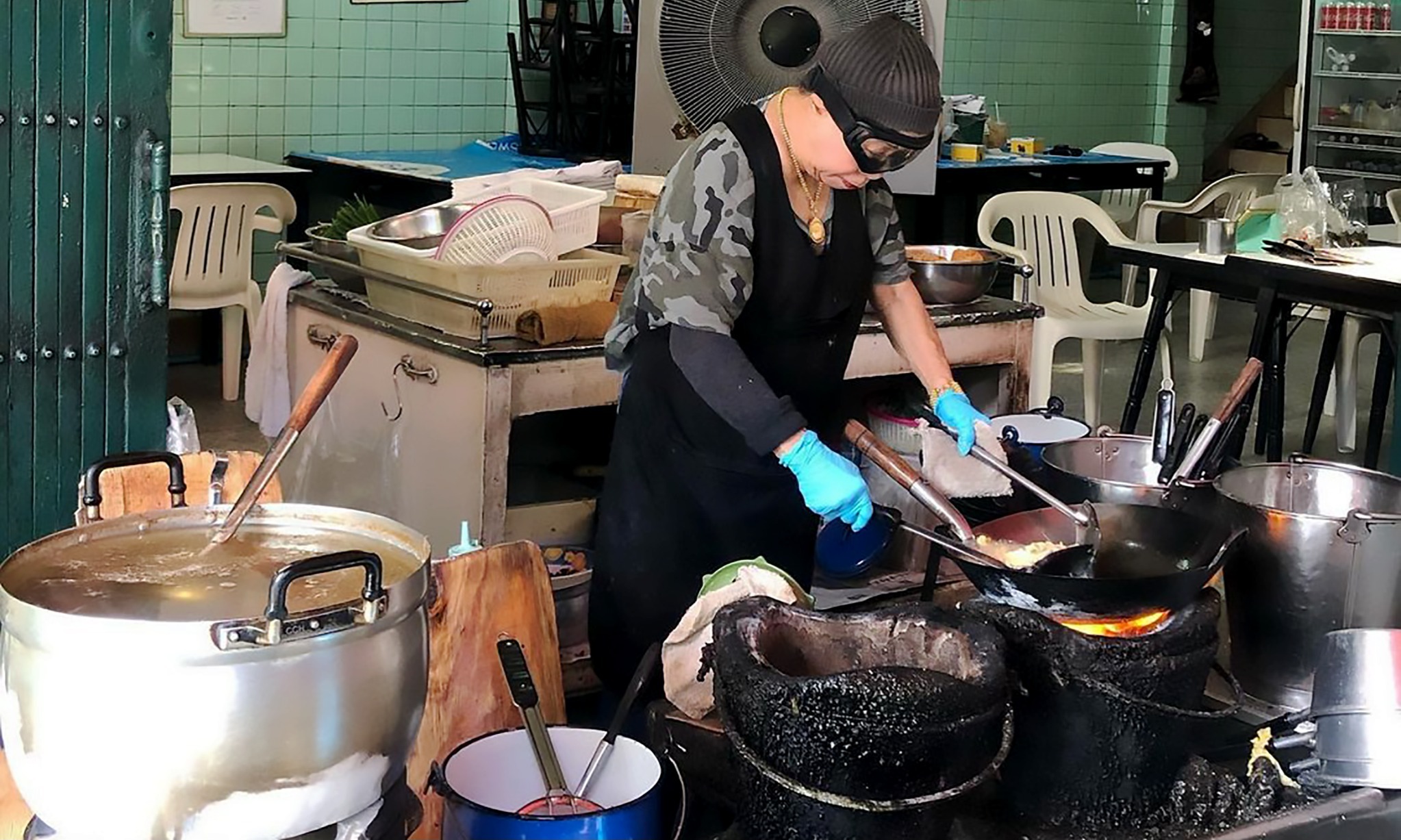 Mengenal Jay Fai, Chef Jalanan Bangkok Peraih Michelin Star