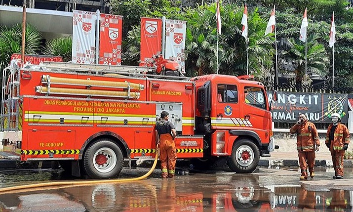 Antisipasi Banjir Di Ibu Kota, Anies Kerahkan Truk Damkar