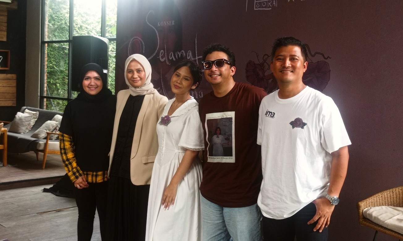 Nadin Amizah Gandeng Sal Priadi Sebagai Creative Director Konser
