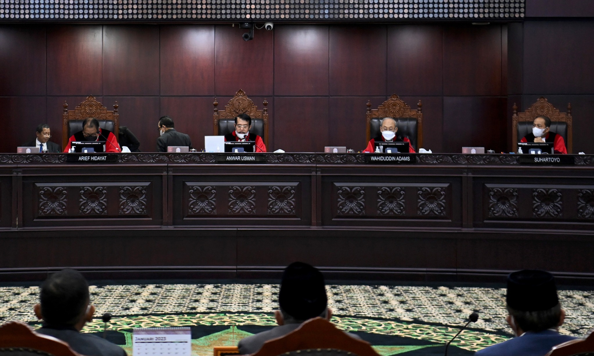 MK Tolak Gugatan Terkait Kedaluwarsa Masa Penuntutan MK Tolak Gugatan Terkait Kedaluwarsa Masa Penuntutan