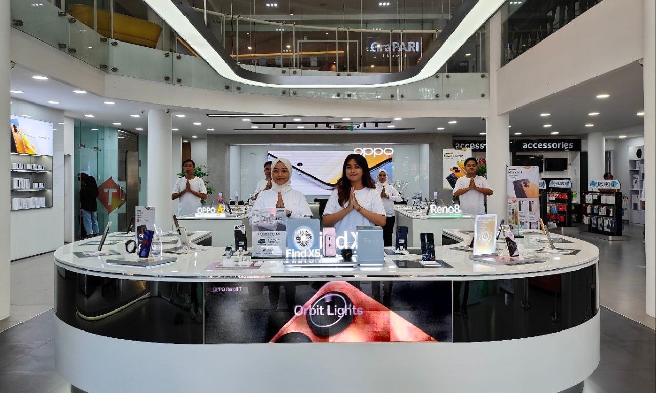 OPPO Hadirkan eXperience Store Terbesar Di Jawa Timur