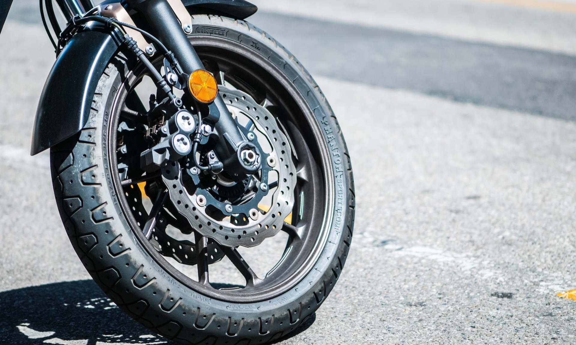 Mengenal Ragam Jenis Ban Motor Lewat Dua Perimeter