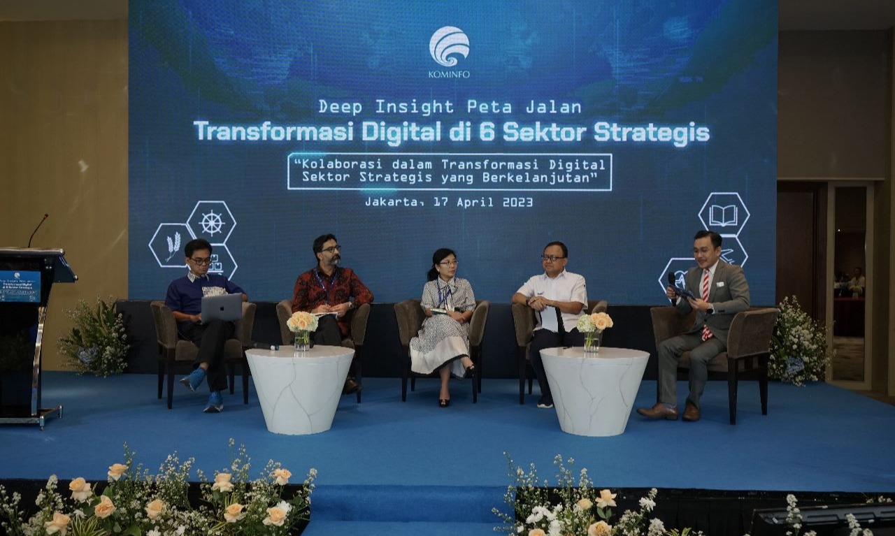 Kearney dan Kominfo Kembangkan Peta Jalan Enam Sektor Strategis