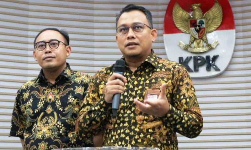 KPK Temukan Senpi Saat Geledah Rumah Dinas Mentan