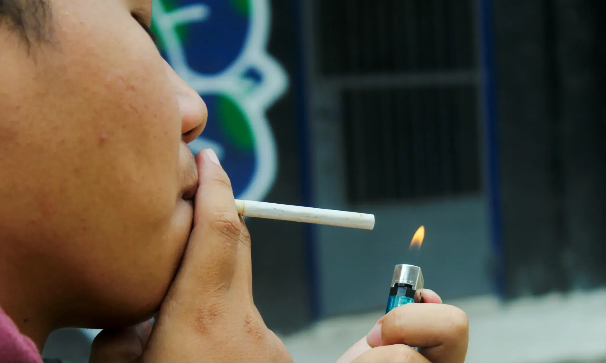 Sulitnya Menjaga Anak Dari Bahaya Rokok