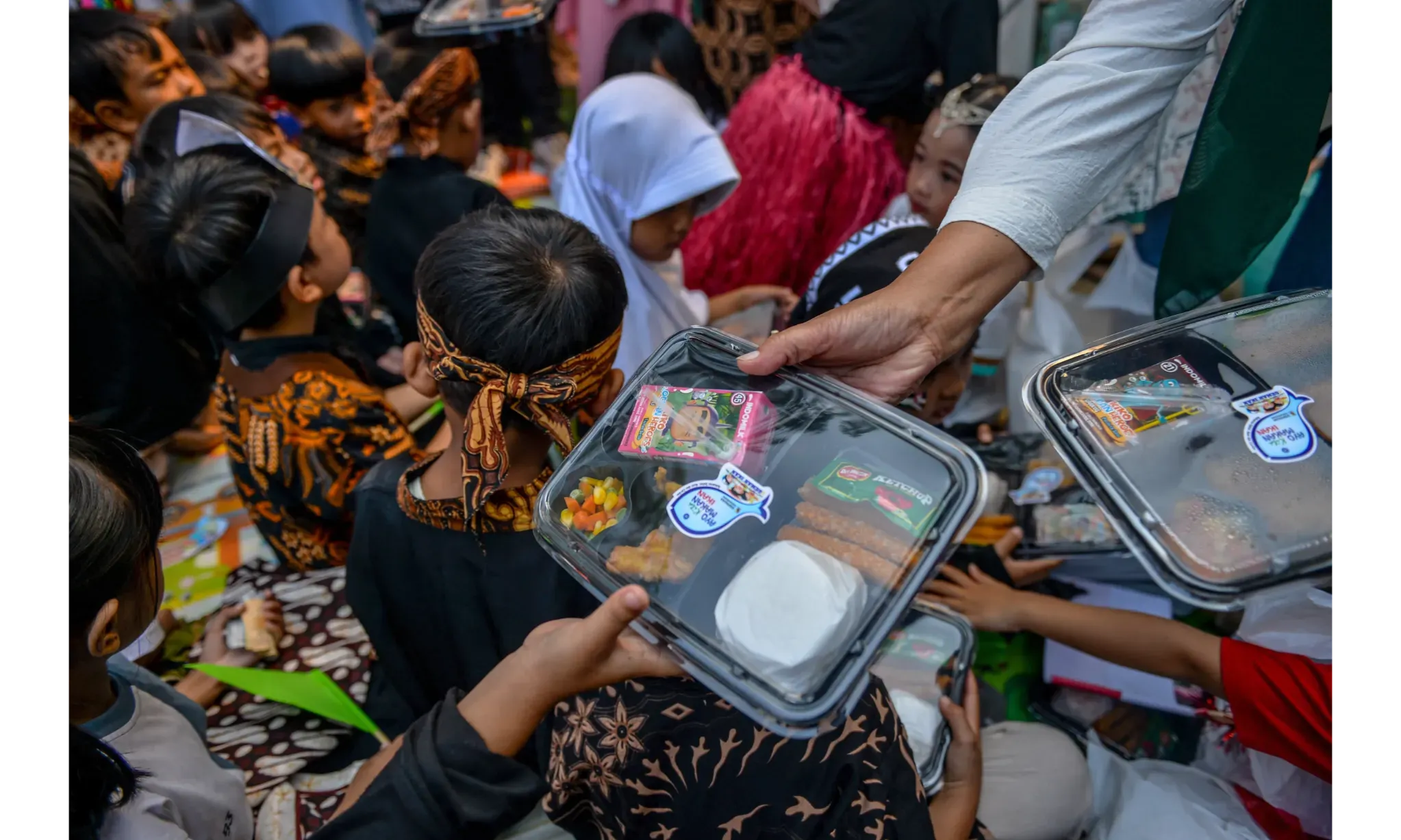Dekat Tapi Jauh Mengejar Target Stunting