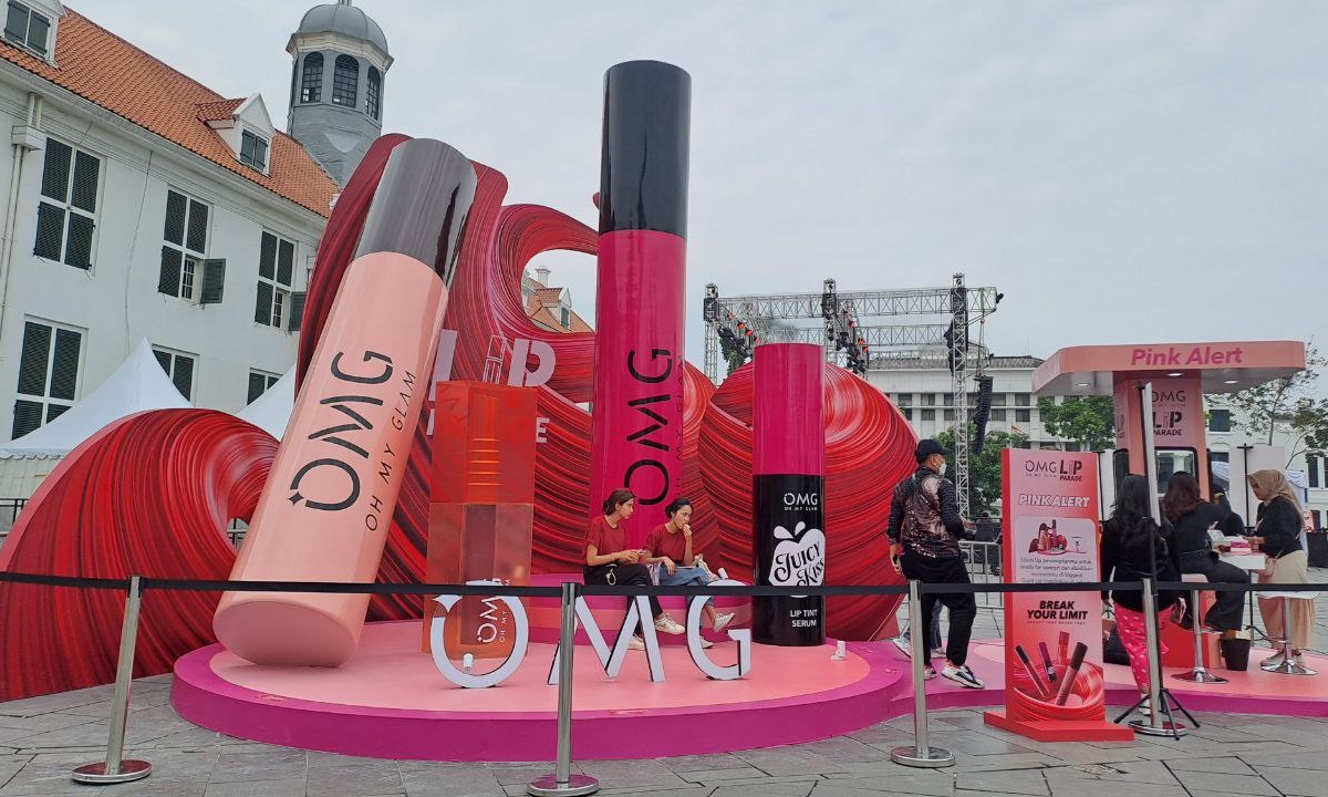 OMG Lip Parade Dorong Kepercayaan Diri Wanita Lewat Kosmetik