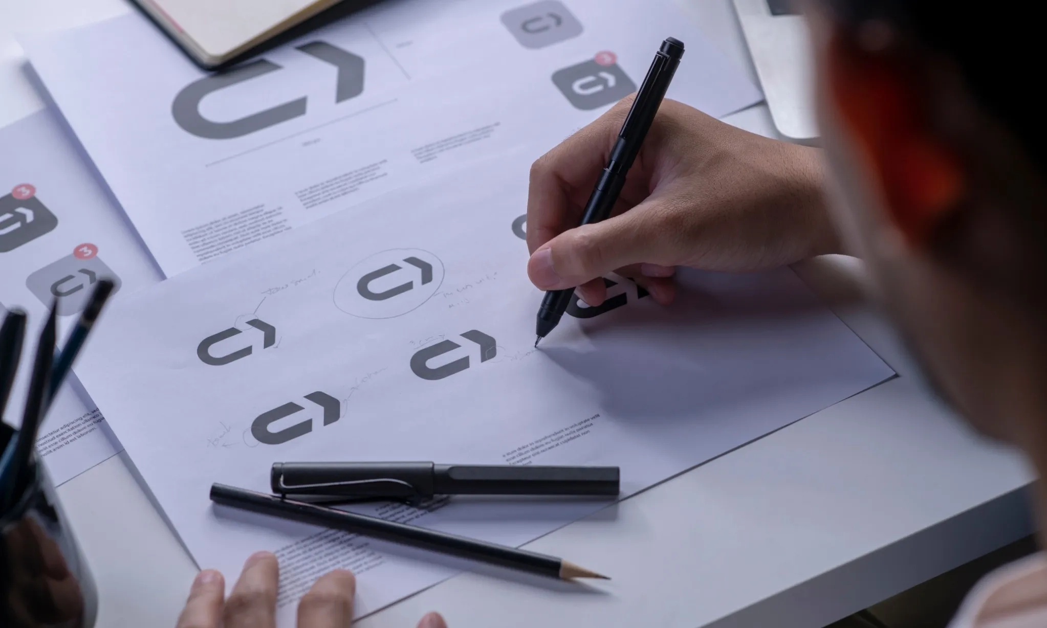 Juru Logo, Solusi Unik Bagi Usaha Cilik