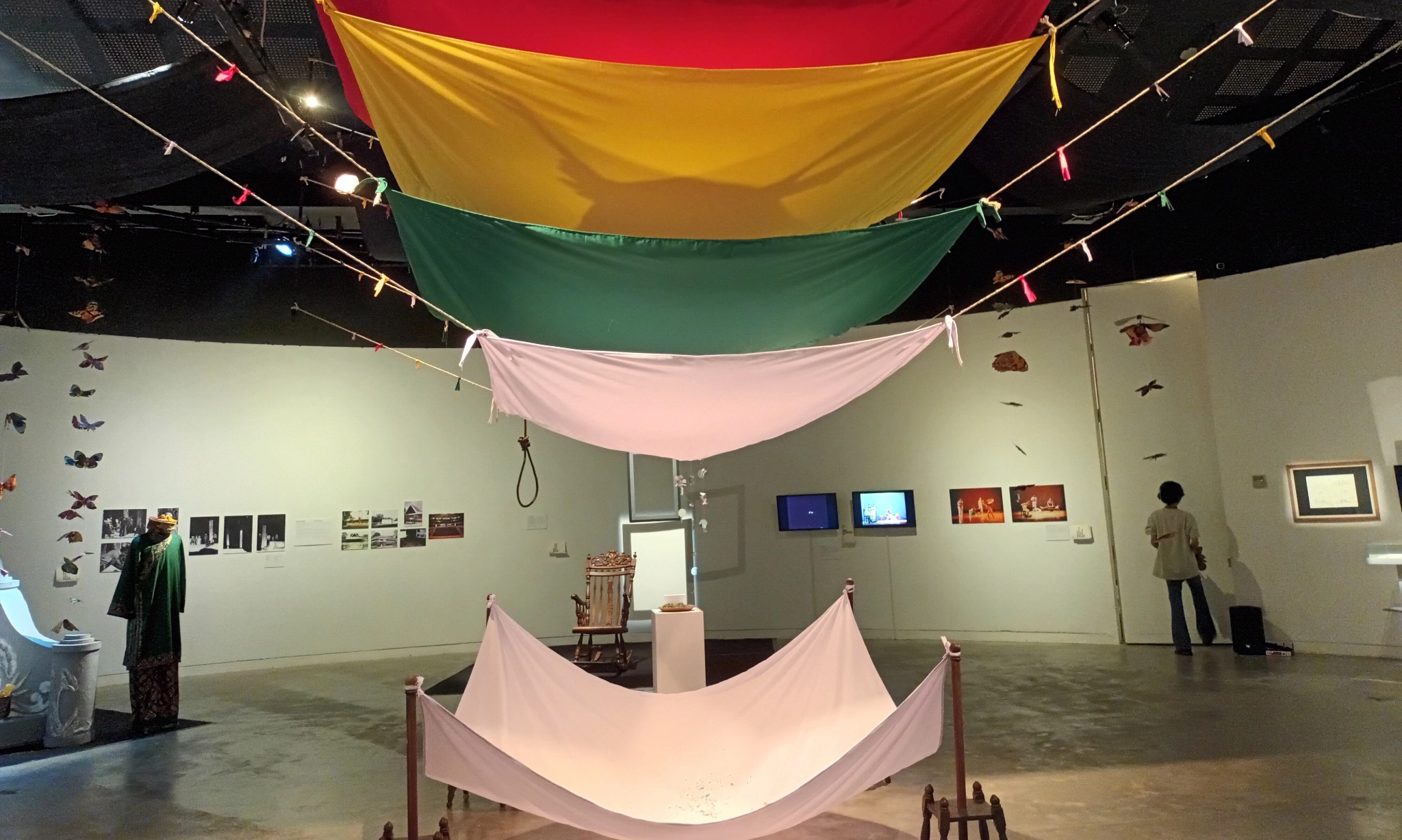 Pameran Skenografi, Bentang Jejak Artistik Panggung Teater Dan Tari ...