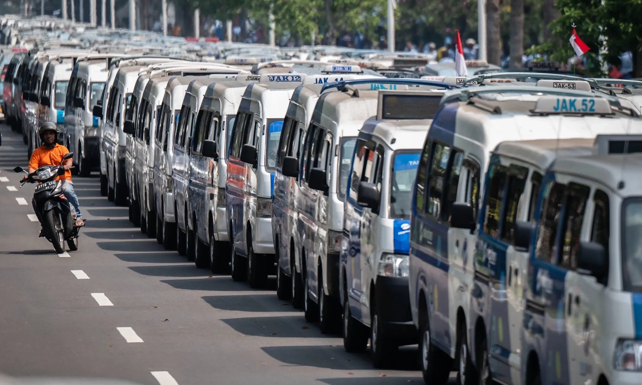 Angkutan Perkotaan Diminta Beralih Ke Kendaraan Listrik