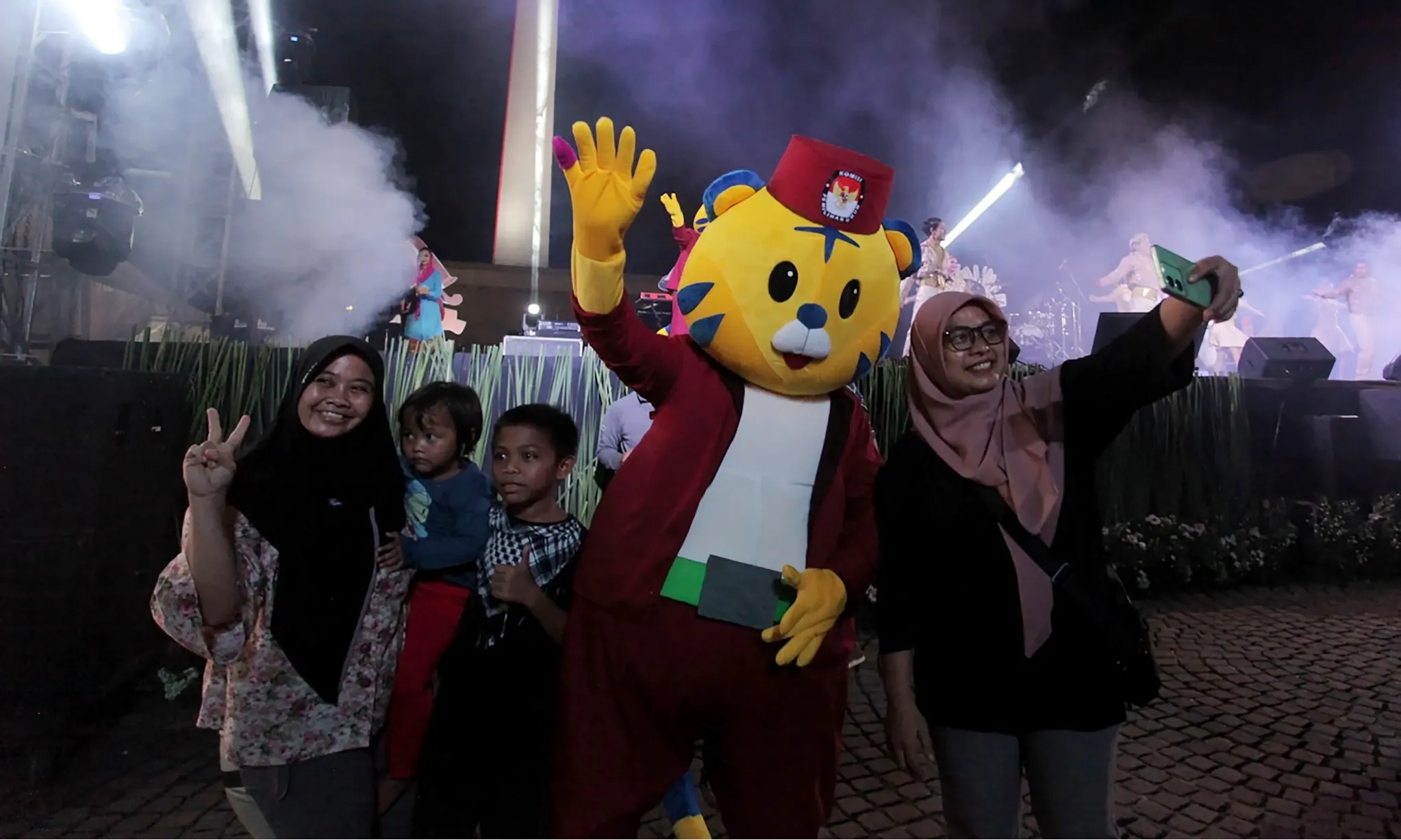 Kenalan Dengan Si Mayor, Maskot Pilkada Jakarta 2024