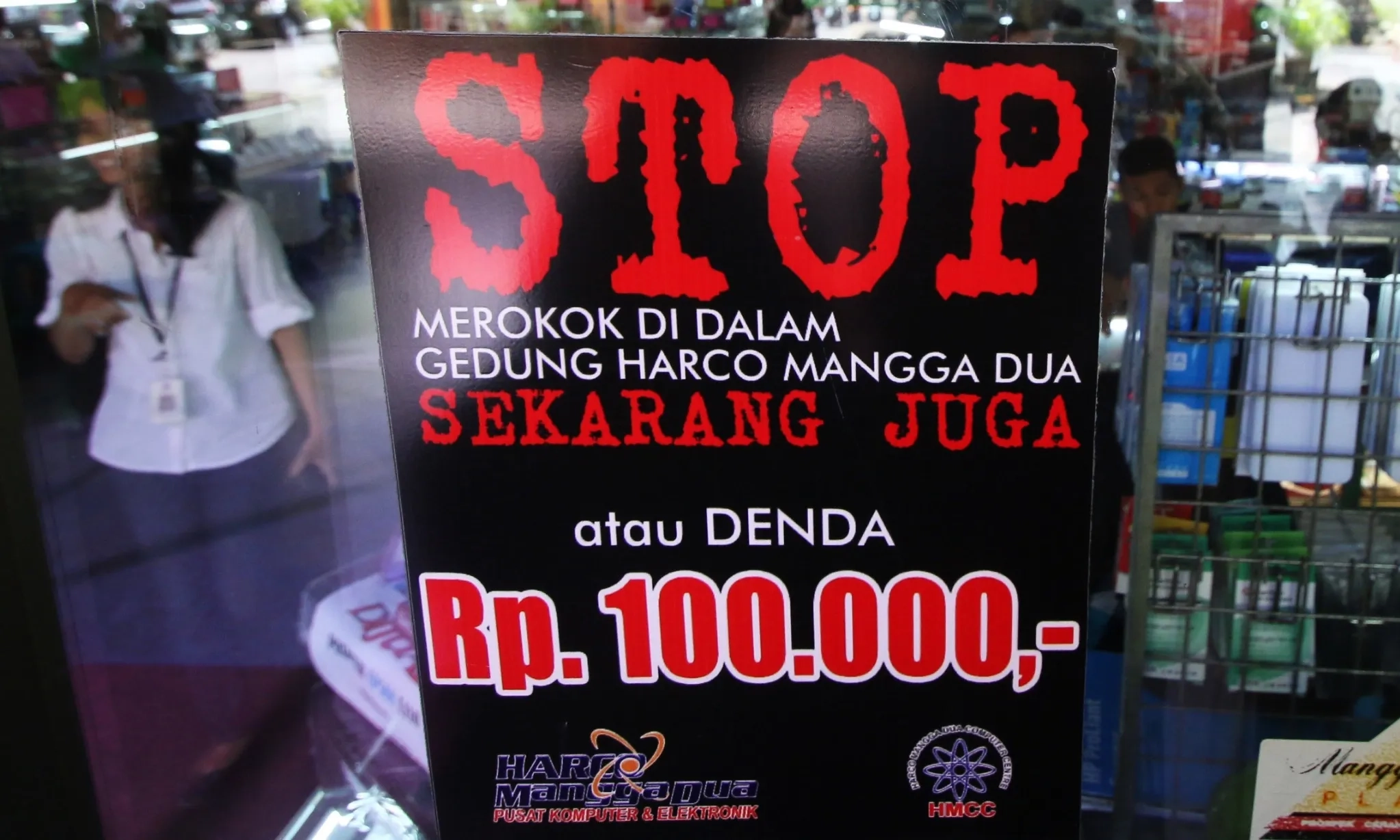Banyak Anak Indonesia Terpapar Iklan Rokok