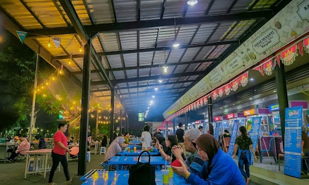 Berkunjung Ke Galabo, Surga Kuliner Malam Di Solo