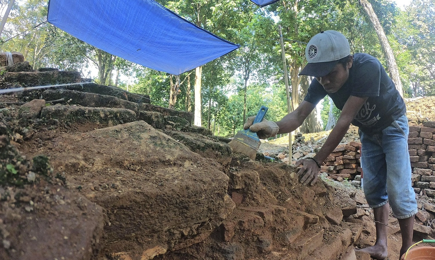 Riset Dan Inovasi Dalam Pelestarian Budaya Indonesia