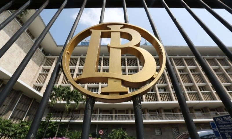 BI-Rate Mei Naik 50 Bps Jadi 5,25%, Langkah Perry Jaga Rupiah