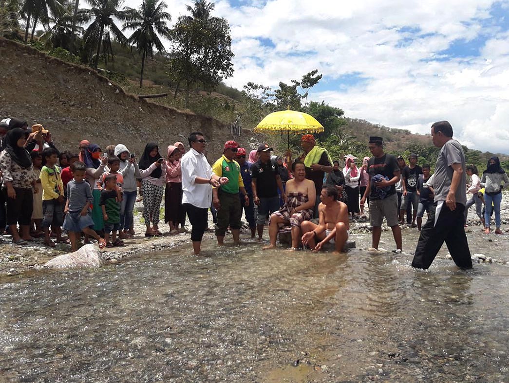 Pesan Lingkungan Di Balik Ritual Pora'a Binanga